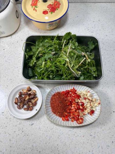 香菜怎么腌制_香菜腌制方法-第3张图片-山城妙识 香菜怎么腌制_香菜腌制方法-第3张图片-山城妙识