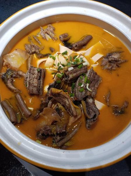 家常鳝鱼火锅怎么做_鳝鱼火锅底料怎么炒-第2张图片-山城妙识 家常鳝鱼火锅怎么做_鳝鱼火锅底料怎么炒-第2张图片-山城妙识