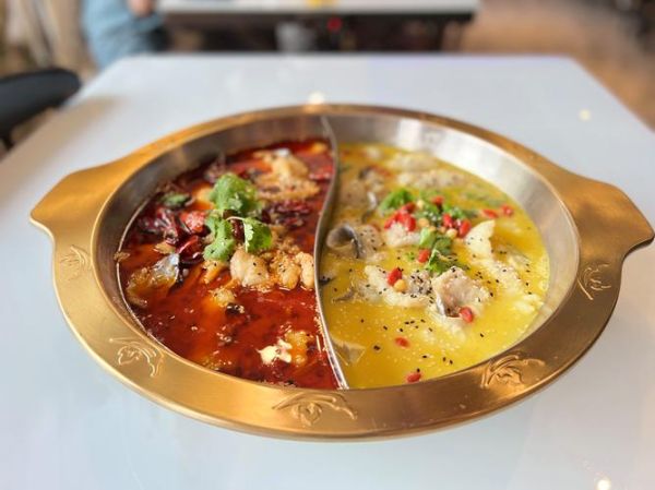 鱼火锅怎么做才好吃_鱼火锅底料怎么选-第1张图片-山城妙识 鱼火锅怎么做才好吃_鱼火锅底料怎么选-第1张图片-山城妙识