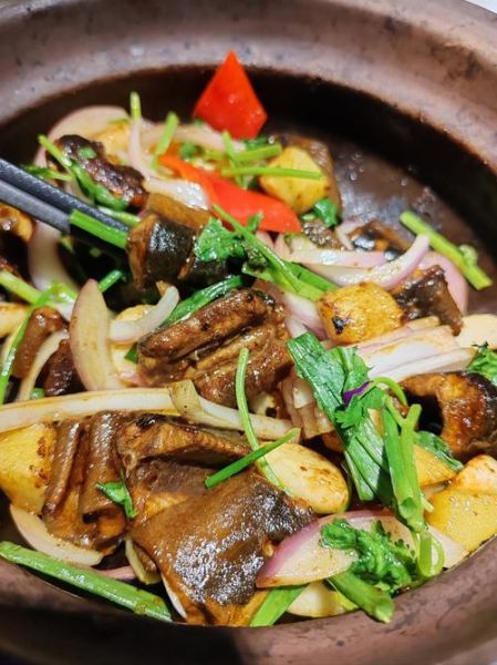 黄鳝吃什么食物_黄鳝最爱吃什么-第2张图片-山城妙识