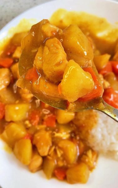 咖喱鸡米饭怎么做_咖喱鸡米饭需要哪些材料-第2张图片-山城妙识 咖喱鸡米饭怎么做_咖喱鸡米饭需要哪些材料-第2张图片-山城妙识