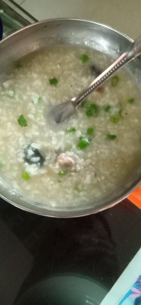 正宗皮蛋瘦肉粥怎么做_皮蛋瘦肉粥用什么米最好-第3张图片-山城妙识