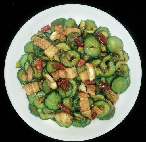 黄瓜炒肉片正宗四川味怎么做_家常川味黄瓜炒肉片技巧-第2张图片-山城妙识