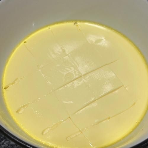 微波炉牛奶鸡蛋羹怎么做_牛奶鸡蛋羹用微波炉几分钟-第2张图片-山城妙识