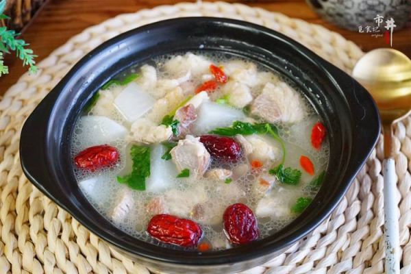 羊肉汤怎么煮不膻_家里煮羊肉汤的正确方法-第1张图片-山城妙识 羊肉汤怎么煮不膻_家里煮羊肉汤的正确方法-第1张图片-山城妙识