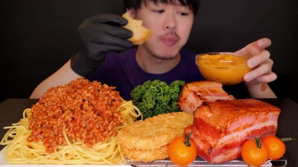 韩国美食主播怎么赚钱_韩国吃播收入揭秘-第3张图片-山城妙识 韩国美食主播怎么赚钱_韩国吃播收入揭秘-第3张图片-山城妙识