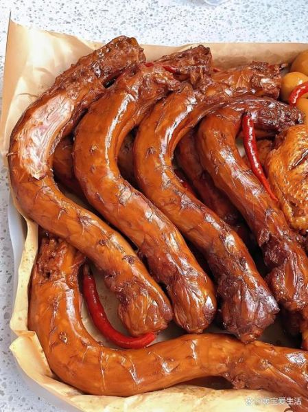 麻辣卤鸭脖怎么做_鸭脖卤多久才入味-第2张图片-山城妙识 麻辣卤鸭脖怎么做_鸭脖卤多久才入味-第2张图片-山城妙识