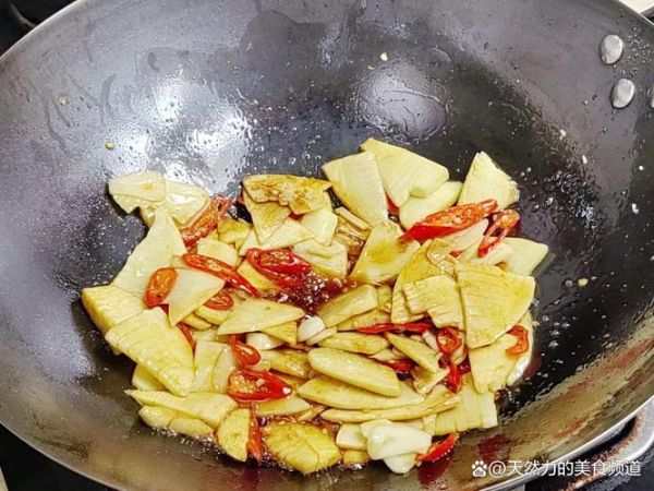 炒鲜笋怎么去除涩味_炒鲜笋的家常做法窍门-第3张图片-山城妙识