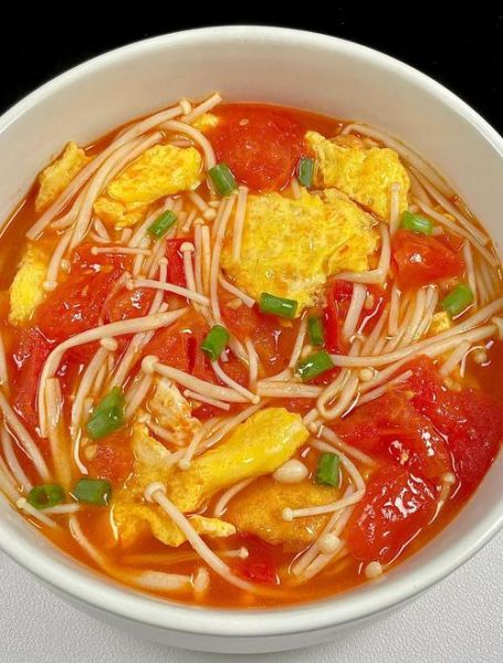 西红柿金针菇蛋汤的做法_西红柿金针菇蛋汤的营养价值-第1张图片-山城妙识