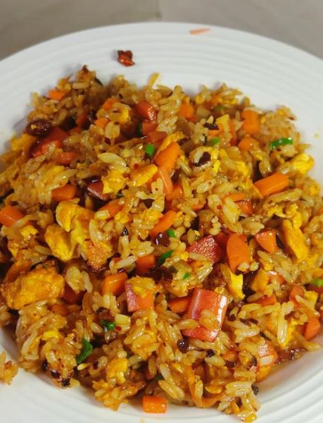 老干妈炒饭怎么做_老干妈炒饭用什么米最好-第1张图片-山城妙识