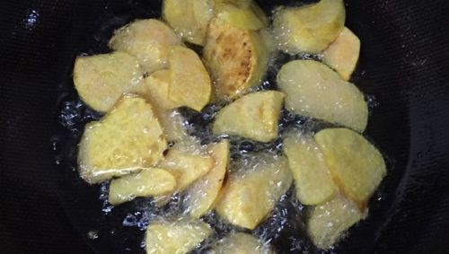 路边炸红薯小块怎么做_炸红薯小块酥脆秘诀-第1张图片-山城妙识