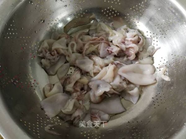 小墨鱼仔怎么清洗_小墨鱼仔清洗技巧-第2张图片-山城妙识 小墨鱼仔怎么清洗_小墨鱼仔清洗技巧-第2张图片-山城妙识