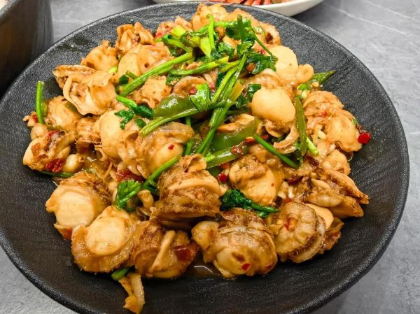 辣炒扇贝肉怎么做_家常做法窍门-第2张图片-山城妙识