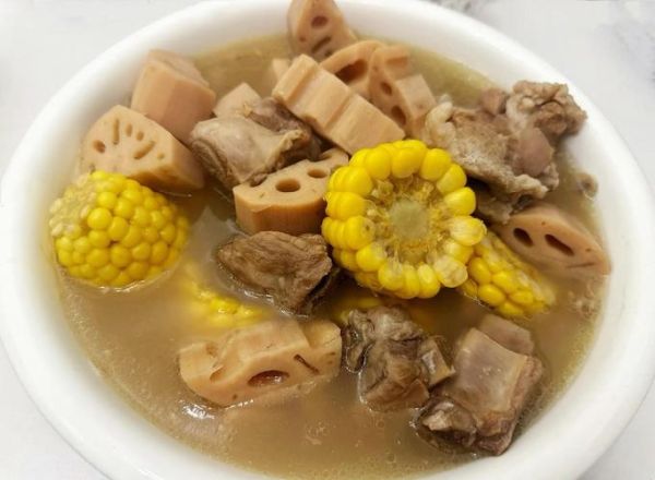 莲藕炖排骨怎么做不黑_莲藕排骨汤不发黑技巧-第3张图片-山城妙识