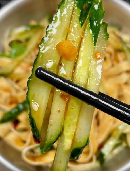 黄瓜豆腐皮怎么凉拌好吃_凉拌黄瓜豆腐皮的家常做法-第2张图片-山城妙识 黄瓜豆腐皮怎么凉拌好吃_凉拌黄瓜豆腐皮的家常做法-第2张图片-山城妙识