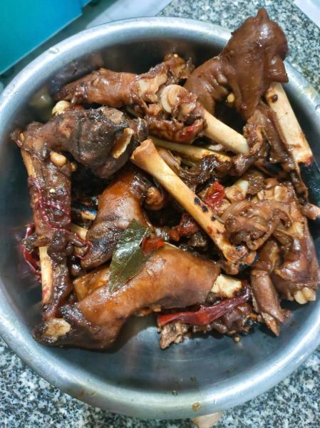 胡辣羊蹄怎么做才软烂入味_正宗胡辣羊蹄配方-第1张图片-山城妙识