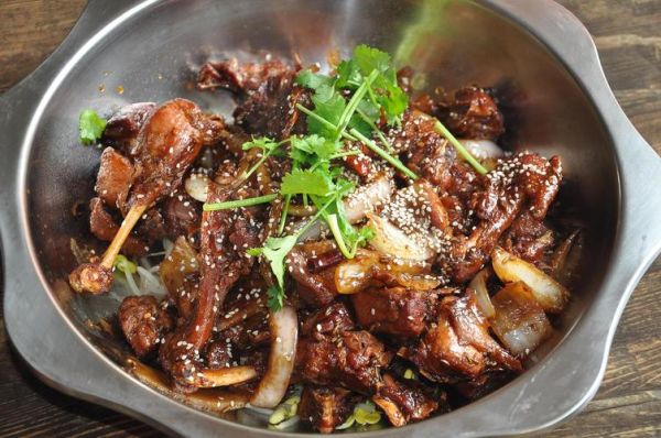 香辣干锅鸭怎么做_干锅鸭最正宗的做法-第2张图片-山城妙识 香辣干锅鸭怎么做_干锅鸭最正宗的做法-第2张图片-山城妙识