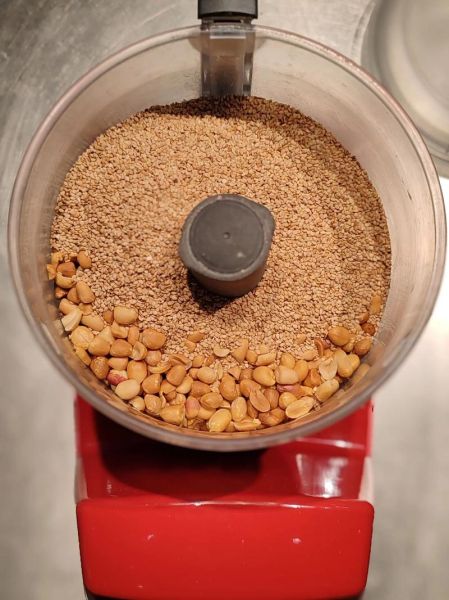 在家怎么做花生酱_自制花生酱保存多久-第1张图片-山城妙识