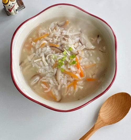 香菇鸡肉粥的功效与作用_适合什么人喝-第1张图片-山城妙识 香菇鸡肉粥的功效与作用_适合什么人喝-第1张图片-山城妙识