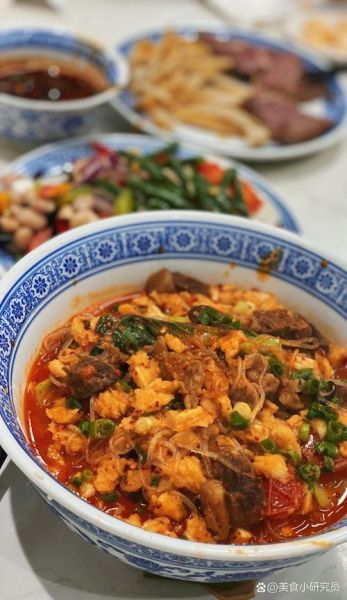 羊肉泡馍是哪个地方的菜_正宗吃法-第3张图片-山城妙识