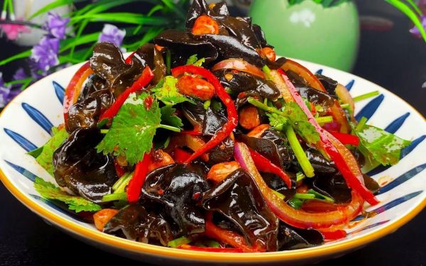 木耳怎么拌凉菜好吃_木耳凉拌需要焯水吗-第2张图片-山城妙识 木耳怎么拌凉菜好吃_木耳凉拌需要焯水吗-第2张图片-山城妙识