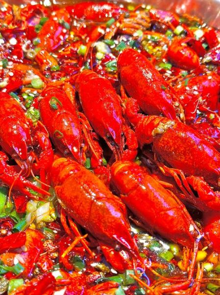 香辣龙虾怎么做_香辣龙虾需要焯水吗-第3张图片-山城妙识