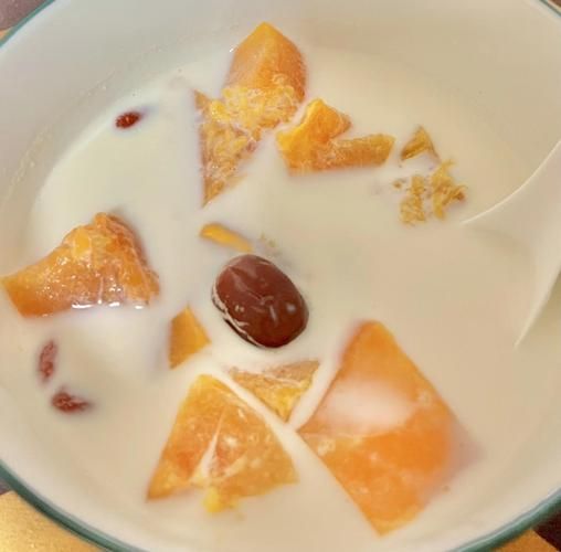 木瓜炖牛奶多久吃一次_多久喝一次最好-第3张图片-山城妙识