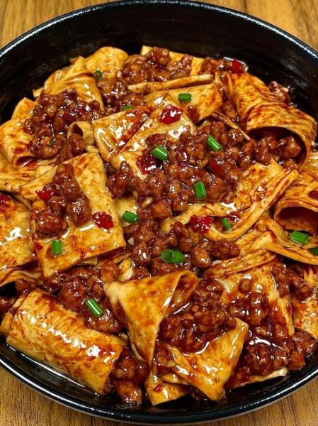 豆腐皮怎么制作_家庭手工豆腐皮做法-第1张图片-山城妙识