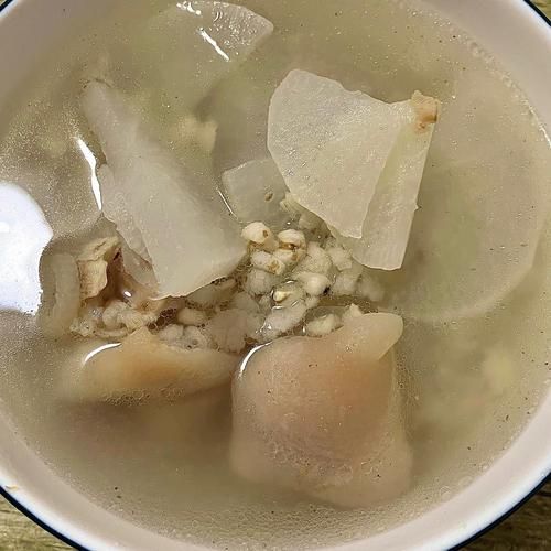 清炖猪蹄汤怎么做_猪蹄汤去腥技巧-第2张图片-山城妙识