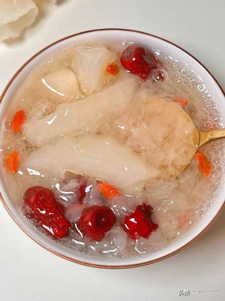 银耳汤喝三个月的效果_长期喝银耳汤皮肤真的会变好吗-第2张图片-山城妙识 银耳汤喝三个月的效果_长期喝银耳汤皮肤真的会变好吗-第2张图片-山城妙识