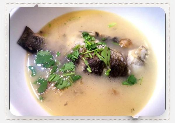 鲫鱼汤怎么做好吃_鲫鱼汤奶白窍门-第2张图片-山城妙识