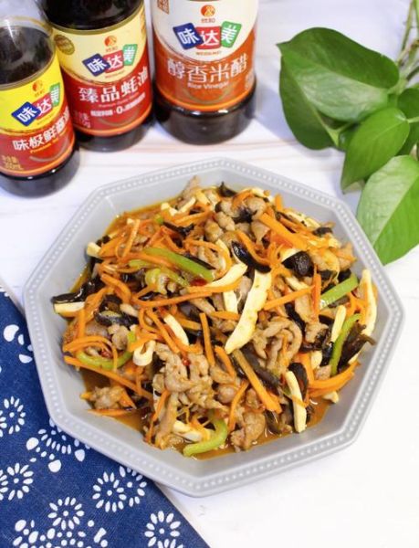 鱼香肉丝盖浇饭怎么做_鱼香肉丝盖浇饭热量高吗-第3张图片-山城妙识