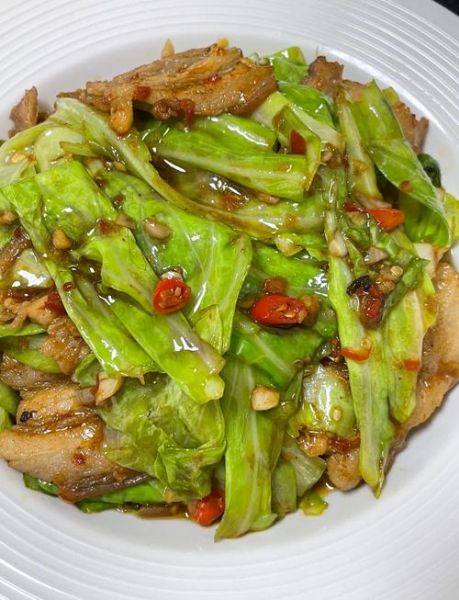 包菜炒肉片怎么做_包菜炒肉片家常做法-第3张图片-山城妙识