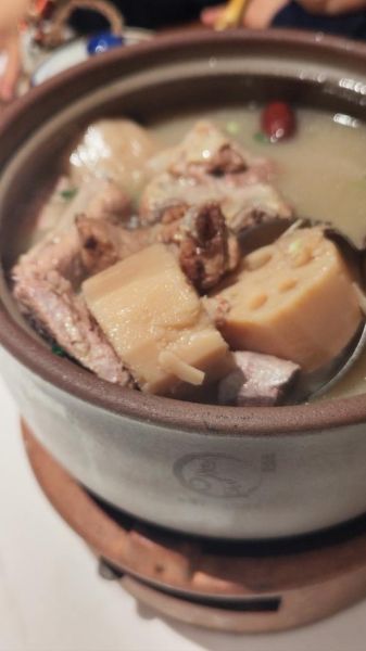 高压锅排骨藕汤怎么炖_藕汤不黑的秘诀-第3张图片-山城妙识