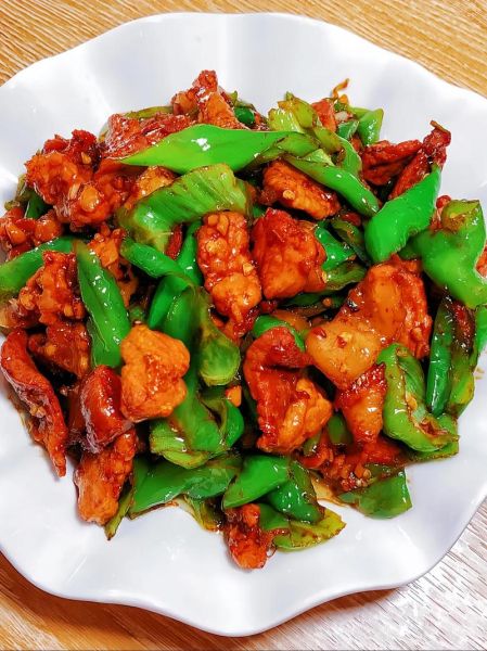 辣椒炒肉片怎么炒_辣椒炒肉片用什么肉-第1张图片-山城妙识