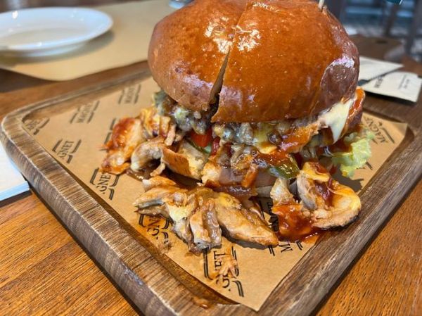 汉堡图片高清真实_如何拍出诱人质感-第3张图片-山城妙识