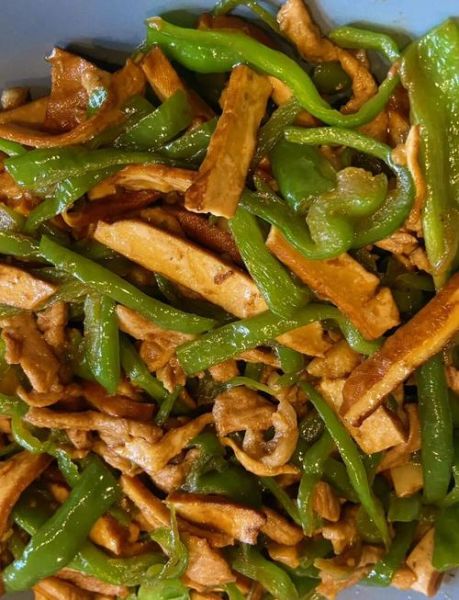 青椒香干怎么炒才入味又嫩_香干不柴的秘诀-第3张图片-山城妙识