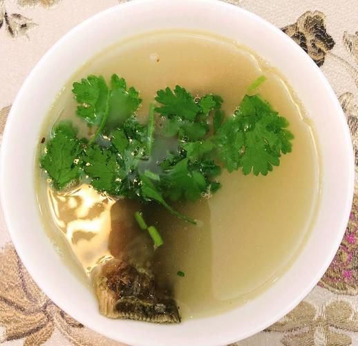 鲤鱼汤怎么做好喝_家常鲤鱼汤做法-第2张图片-山城妙识 鲤鱼汤怎么做好喝_家常鲤鱼汤做法-第2张图片-山城妙识