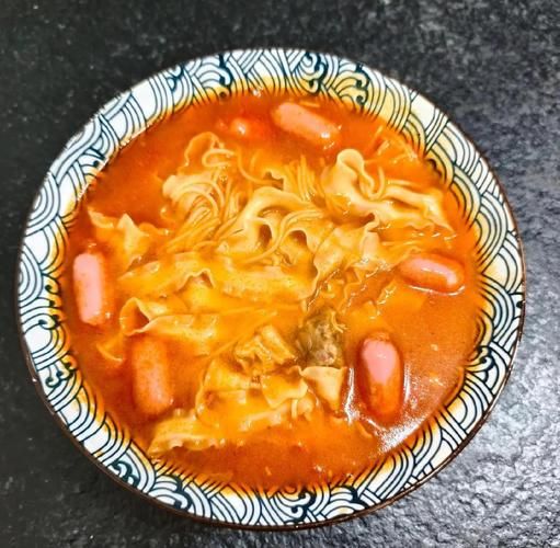 西红柿牛腩面怎么做_牛腩面怎么炖才烂-第3张图片-山城妙识