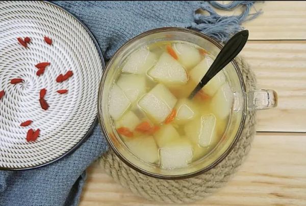 冰糖梨水用什么梨最好_雪梨和鸭梨区别-第3张图片-山城妙识 冰糖梨水用什么梨最好_雪梨和鸭梨区别-第3张图片-山城妙识