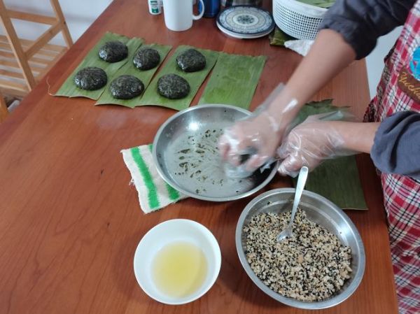 艾叶糍粑怎么做_艾叶糍粑做法视频-第3张图片-山城妙识