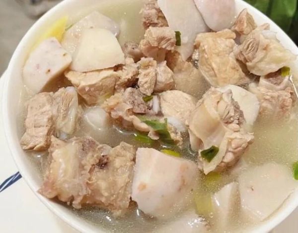 芋头炖排骨怎么做_芋头炖排骨要焯水吗-第3张图片-山城妙识