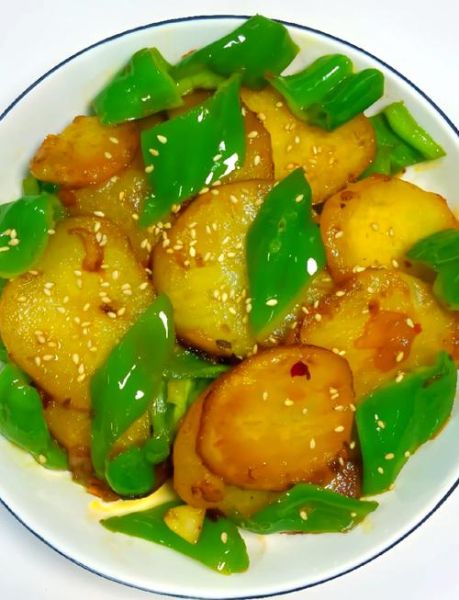 青椒土豆片怎么做_青椒土豆片热量高吗-第1张图片-山城妙识 青椒土豆片怎么做_青椒土豆片热量高吗-第1张图片-山城妙识