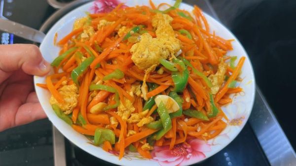 胡萝卜炒鸡蛋可以吃吗_胡萝卜炒鸡蛋的营养价值-第2张图片-山城妙识