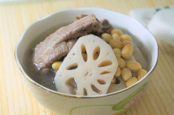 黄豆花生莲藕排骨汤的功效_适合什么人喝-第3张图片-山城妙识