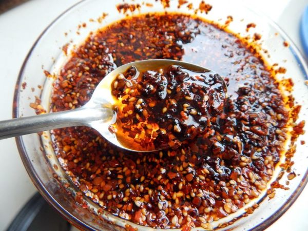 油泼辣子怎么做_正宗配料比例-第2张图片-山城妙识 油泼辣子怎么做_正宗配料比例-第2张图片-山城妙识