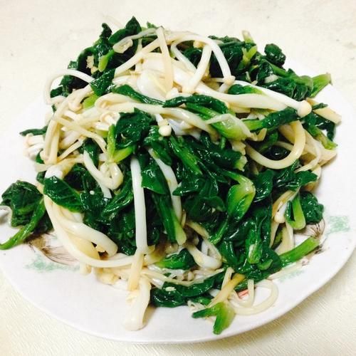 菠菜炒金针菇怎么做_菠菜炒金针菇热量高吗-第1张图片-山城妙识
