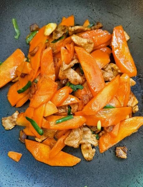 胡萝卜炒肉丝怎么炒好吃_胡萝卜炒肉丝的家常做法-第1张图片-山城妙识 胡萝卜炒肉丝怎么炒好吃_胡萝卜炒肉丝的家常做法-第1张图片-山城妙识