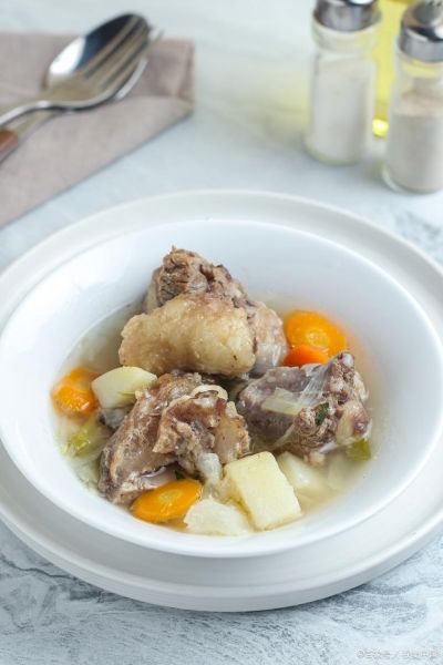 韩式牛尾汤怎么做_牛尾汤去腥技巧-第1张图片-山城妙识