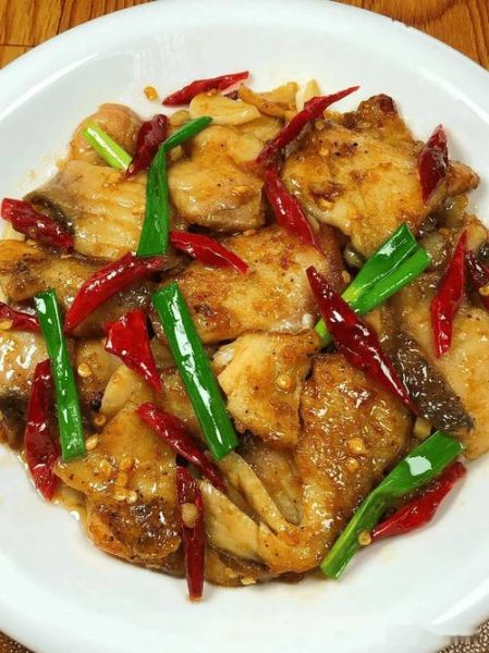 香辣回锅鱼怎么做_香辣回锅鱼的家常做法-第2张图片-山城妙识 香辣回锅鱼怎么做_香辣回锅鱼的家常做法-第2张图片-山城妙识